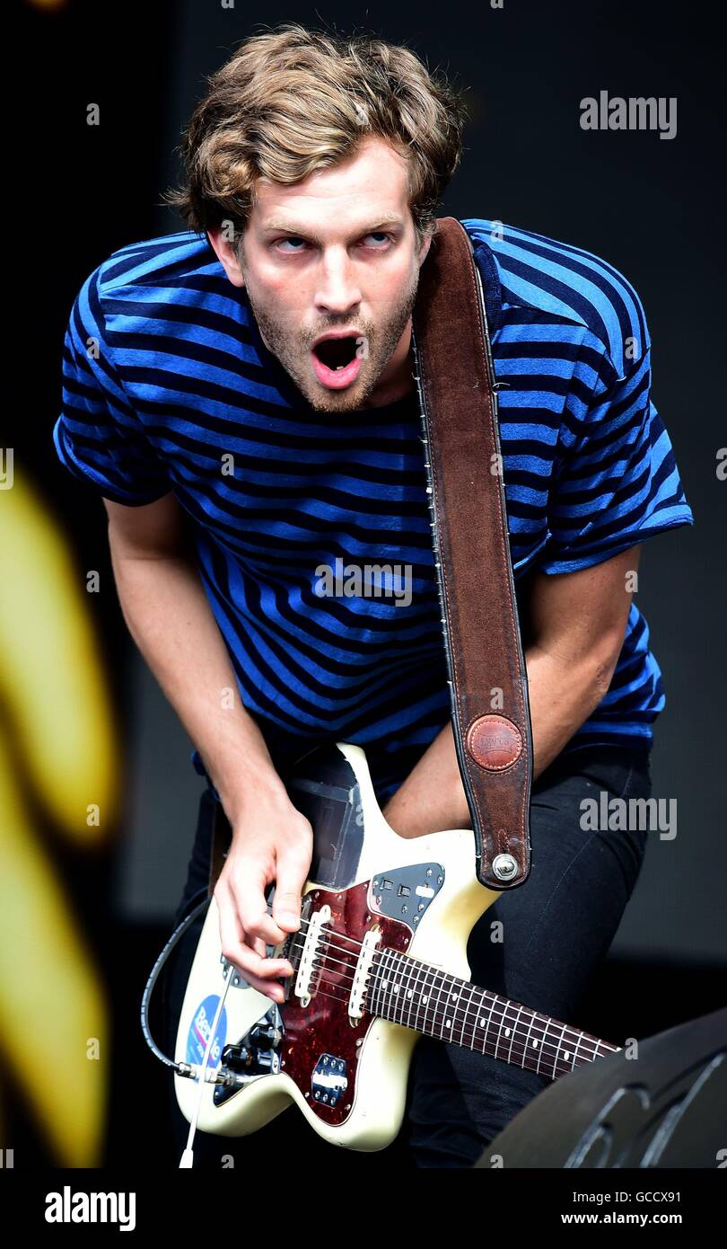 Joff Oddie of Wolf Alice performing at the British Summer Time festival ...