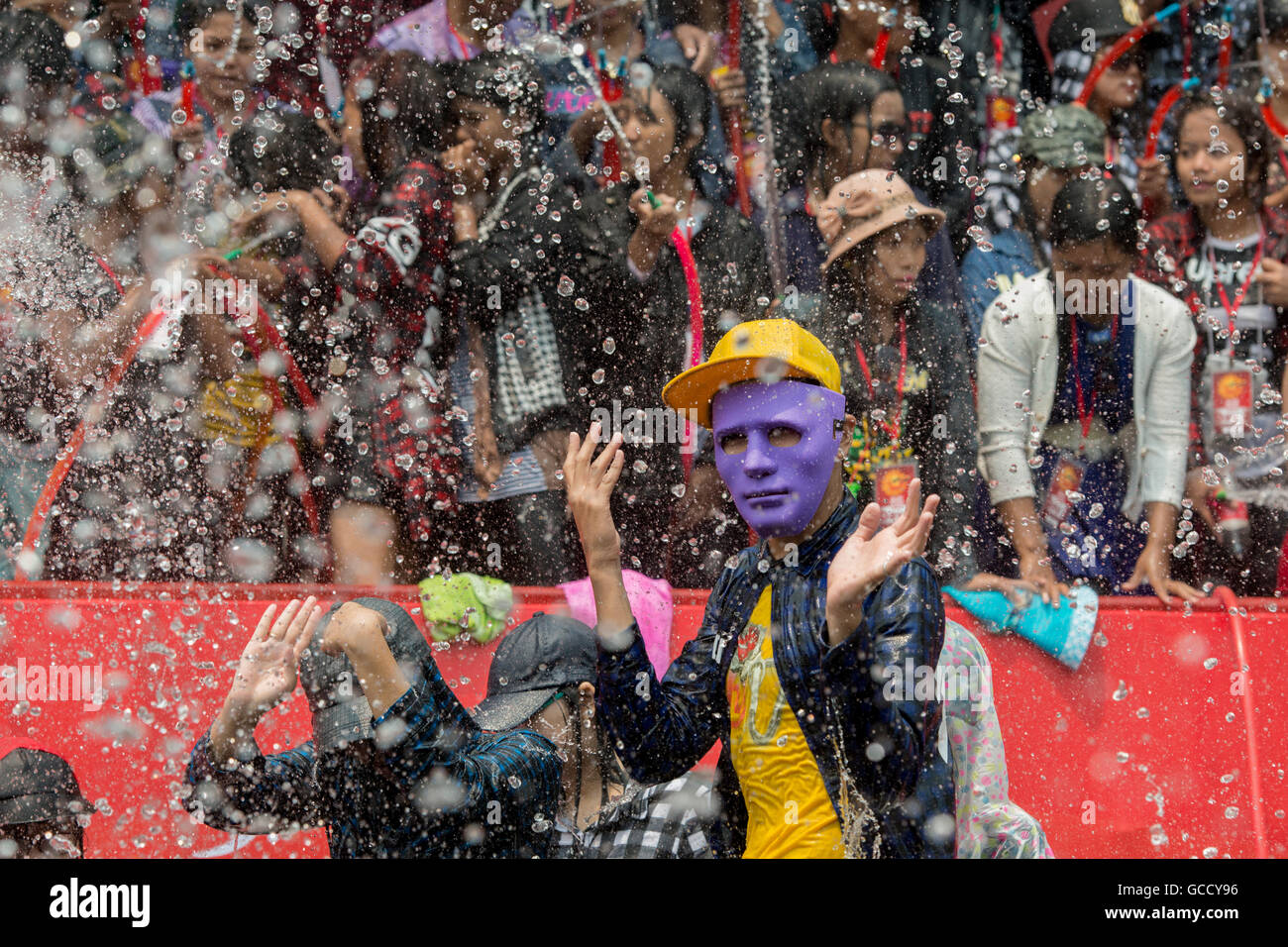 People at the Waterparty at the Thingyan Water Festival at the Myanmar ...