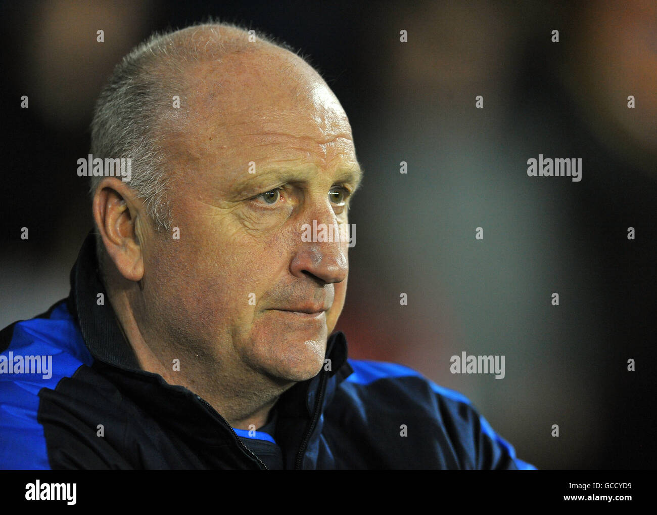 Crystal palaces manager paul hart hi-res stock photography and images ...