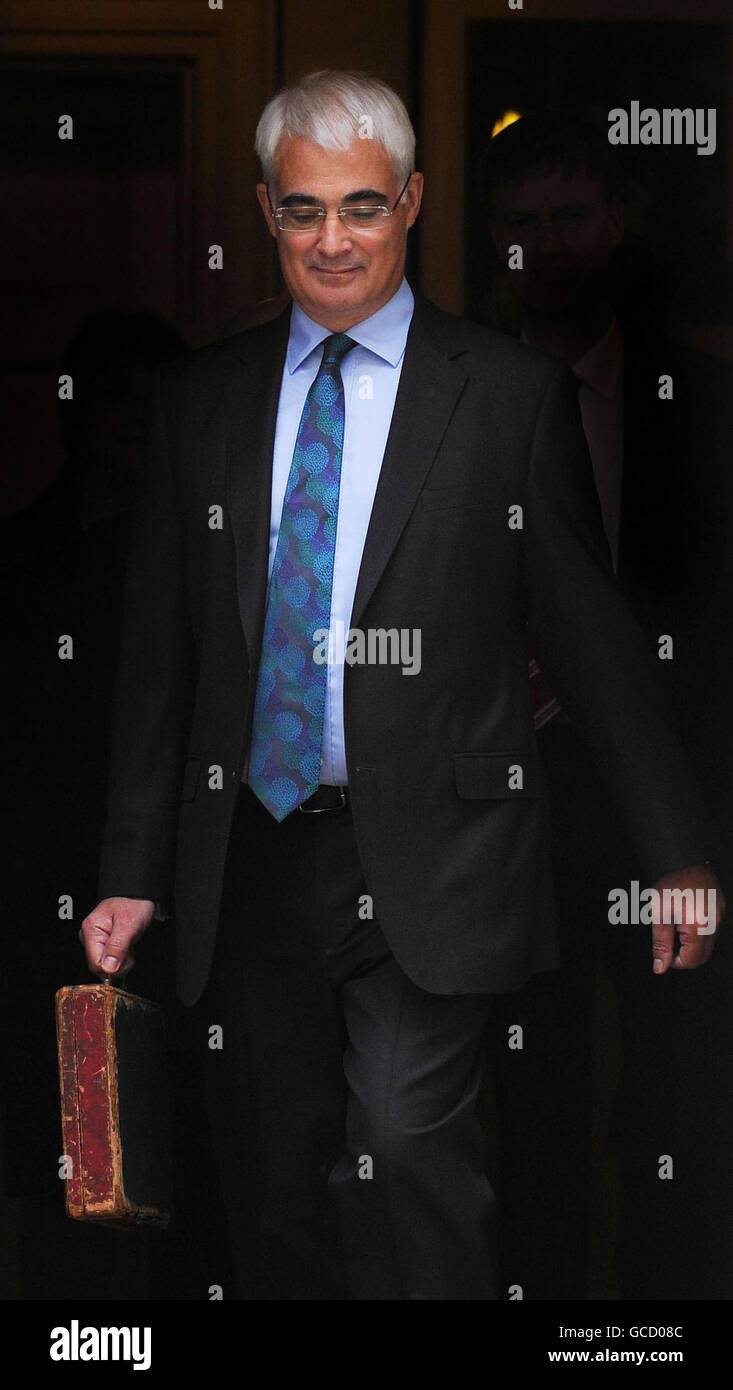 Dispatch box ministerial hi-res stock photography and images - Alamy