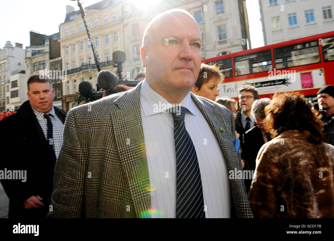 Bob Crow, general secretary of the Rail Maritime and Transport union ...