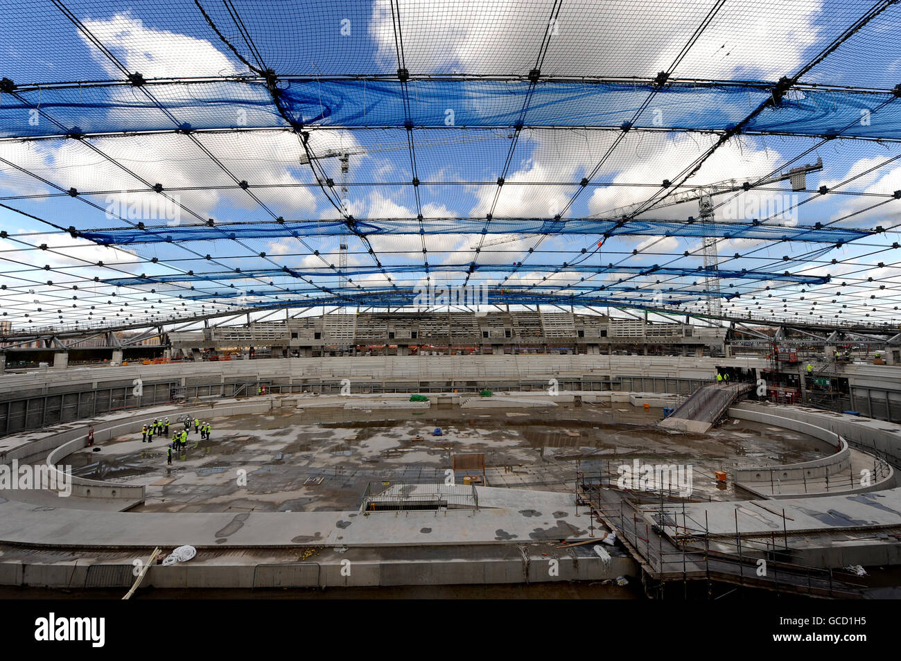 Olympics - Ed Clancy Visits the Olympic Velodrome - London Stock Photo ...