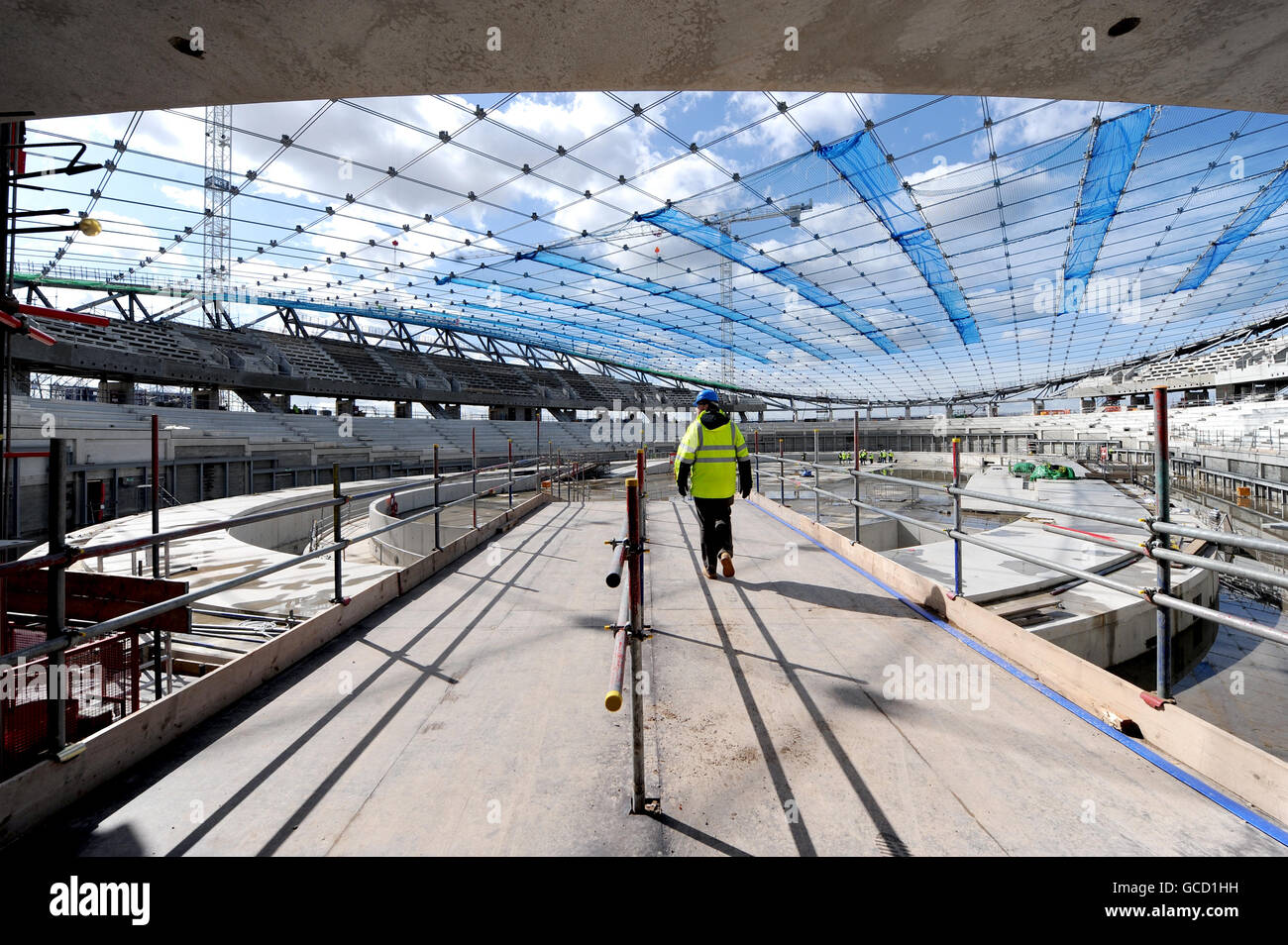 Construction work continues on velodrome olympic park in stratford hi ...