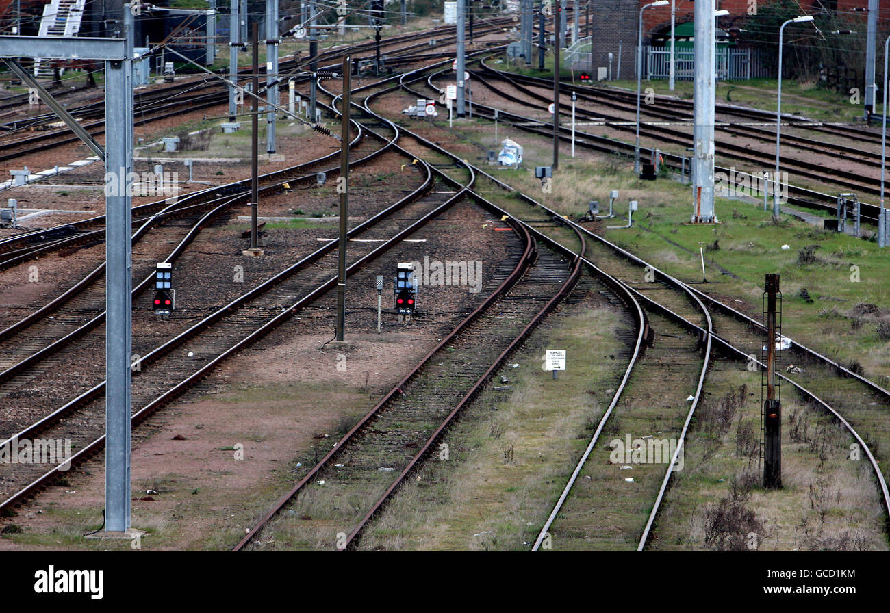 Railway lines at cambridge city train station in cambridge hi-res stock ...