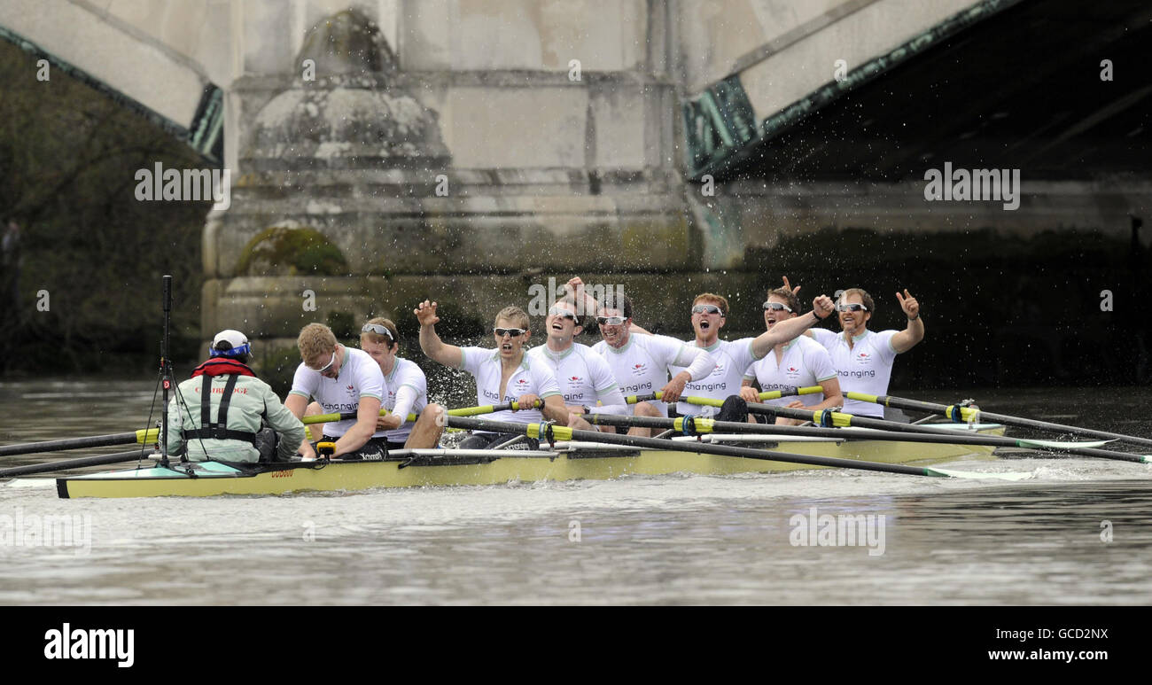 Rowing - 2010 Xchanging Boat Race - Oxford v Cambridge - River Thames ...