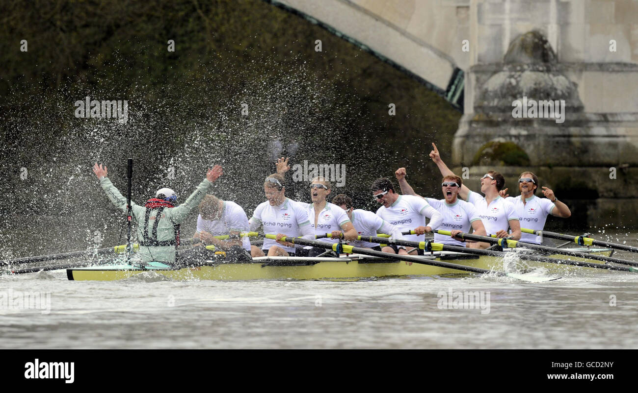 Rowing - 2010 Xchanging Boat Race - Oxford v Cambridge - River Thames ...