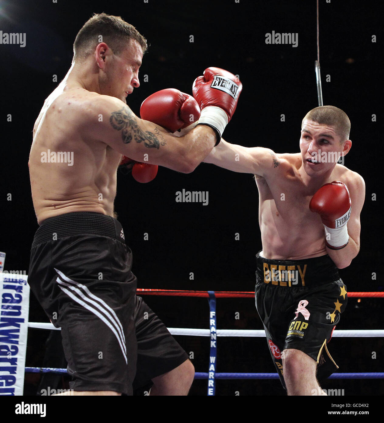 Boxing Fighting Boxing Echo Arena High Resolution Stock Photography and ...