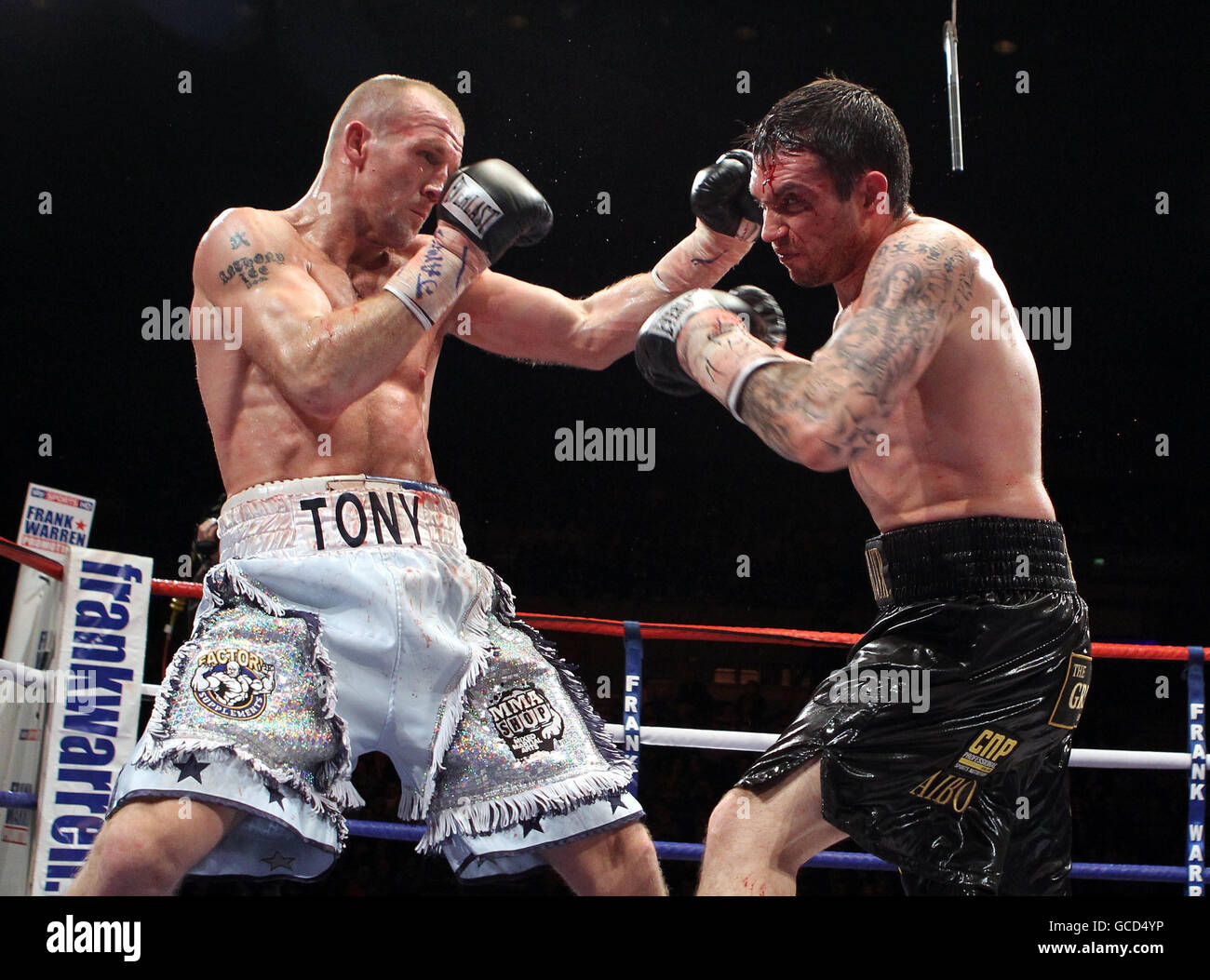 Boxing fighting boxing echo arena hi-res stock photography and images ...