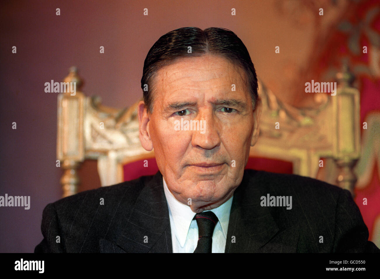 Crime - 'Mad' Frankie Fraser. Former gangster 'Mad' Frankie Fraser ...