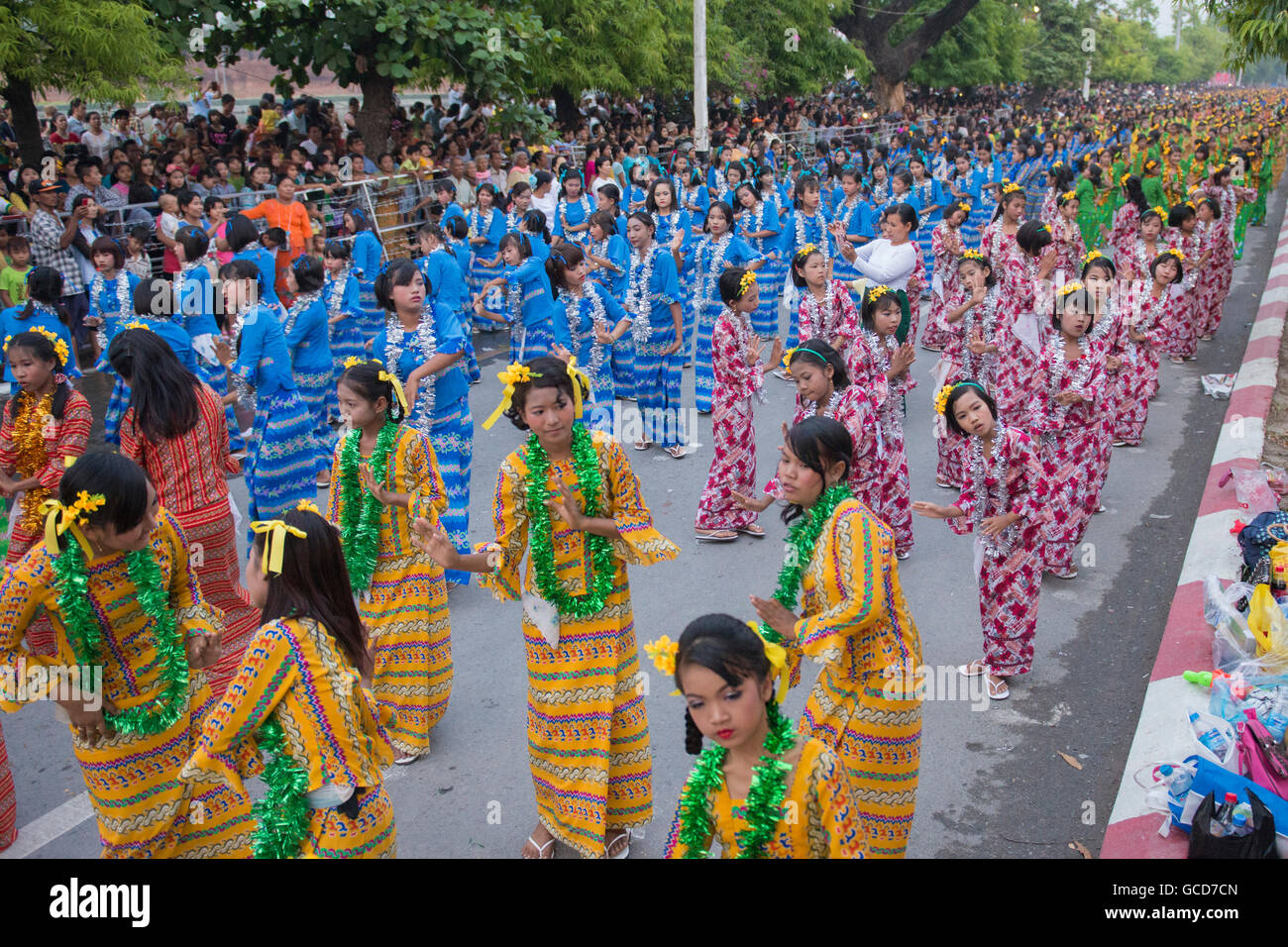 Traditional Dance Girls at the Thingyan Water Festival at the Myanmar ...
