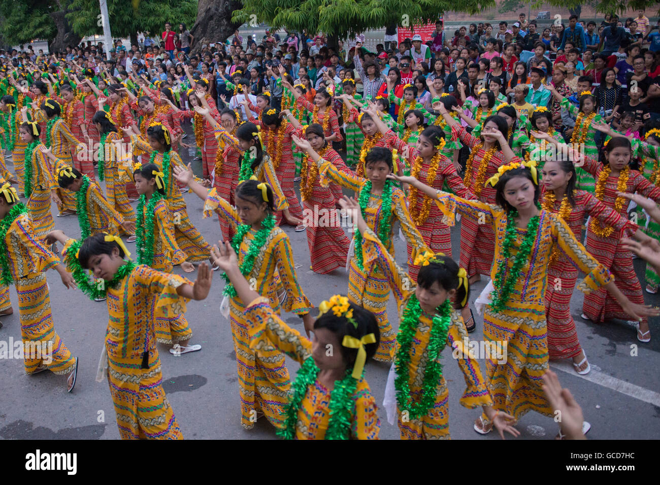 Traditional Dance Girls at the Thingyan Water Festival at the Myanmar ...