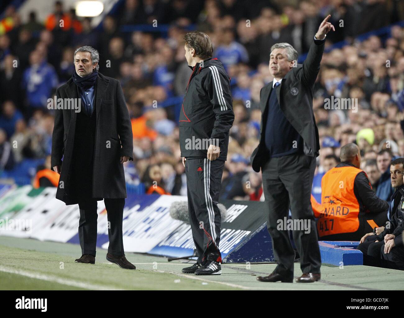 Soccer - UEFA Champions League - Round of 16 - Second Leg - Chelsea v ...