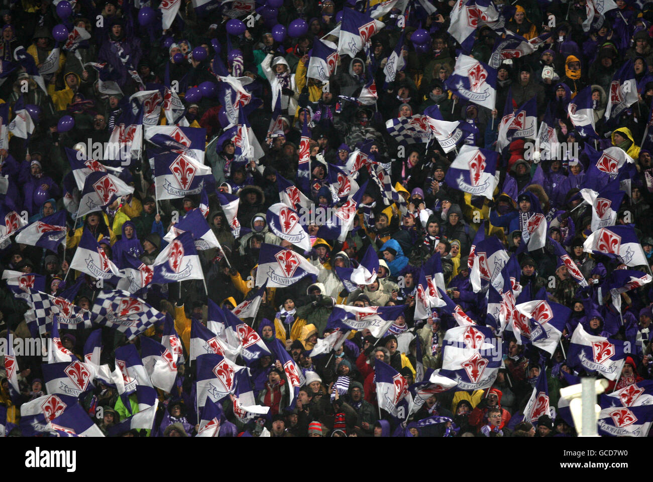 Fiorentina fans hi-res stock photography and images - Alamy