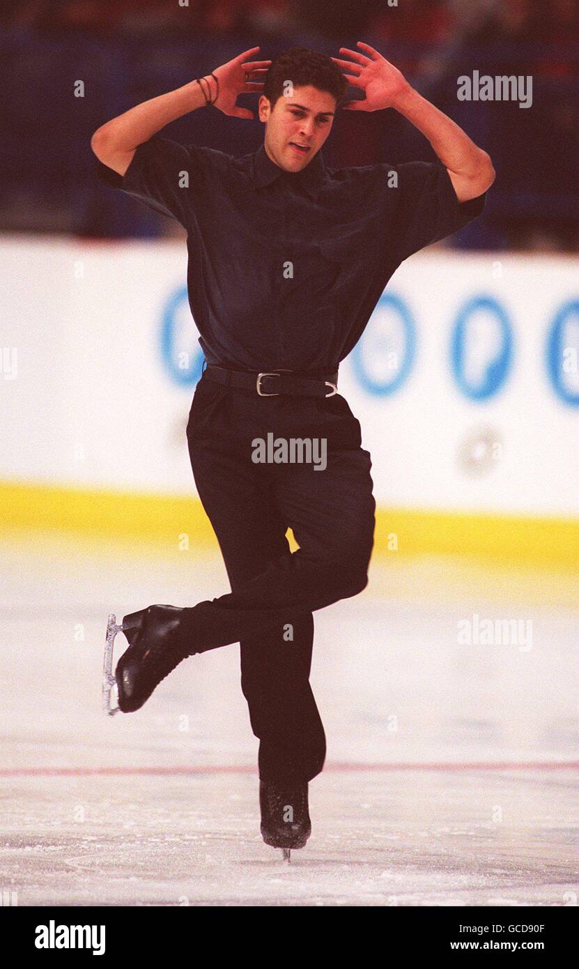 BRITISH ICE DANCE CHAMPIONSHIPS SKATING. STEVEN COUSINS Stock Photo - Alamy
