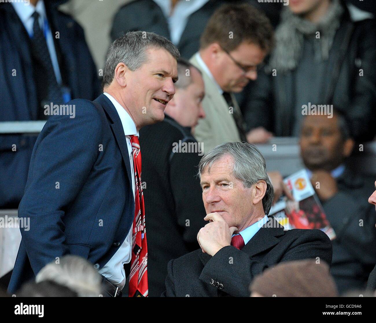 Former manchester united chairman martin edwards hi-res stock ...