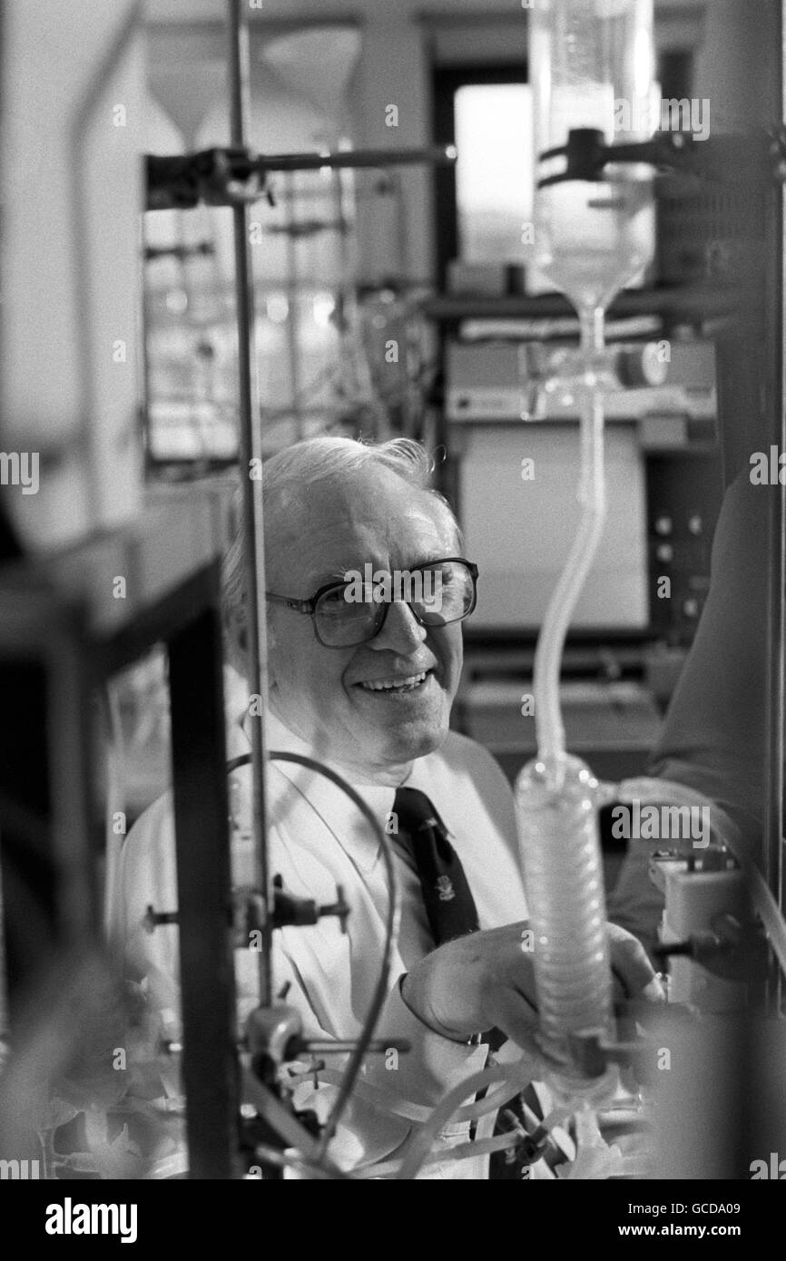 Propranolol hi-res stock photography and images - Alamy