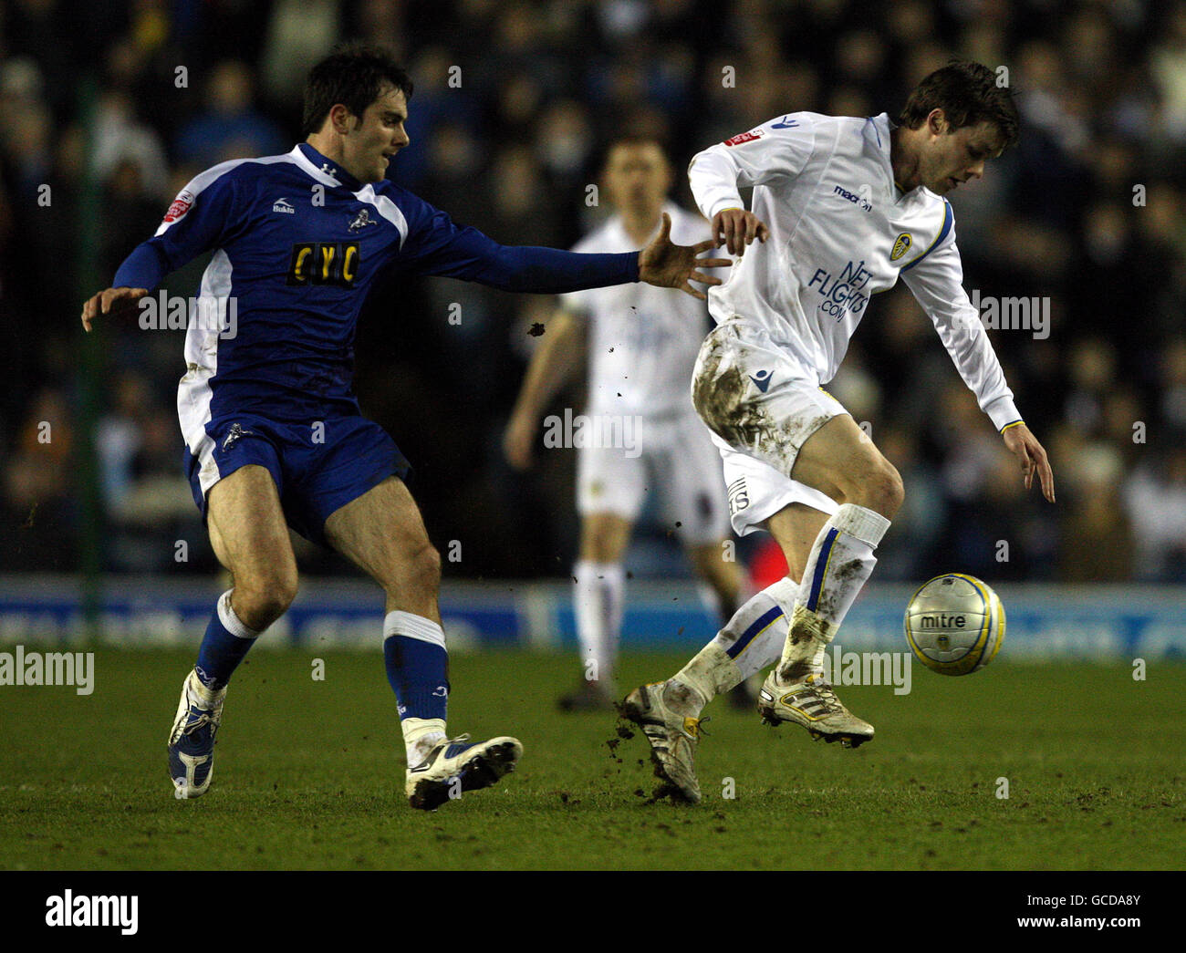 Leeds uniteds jonathan howson and millwalls danny schofield hi-res ...