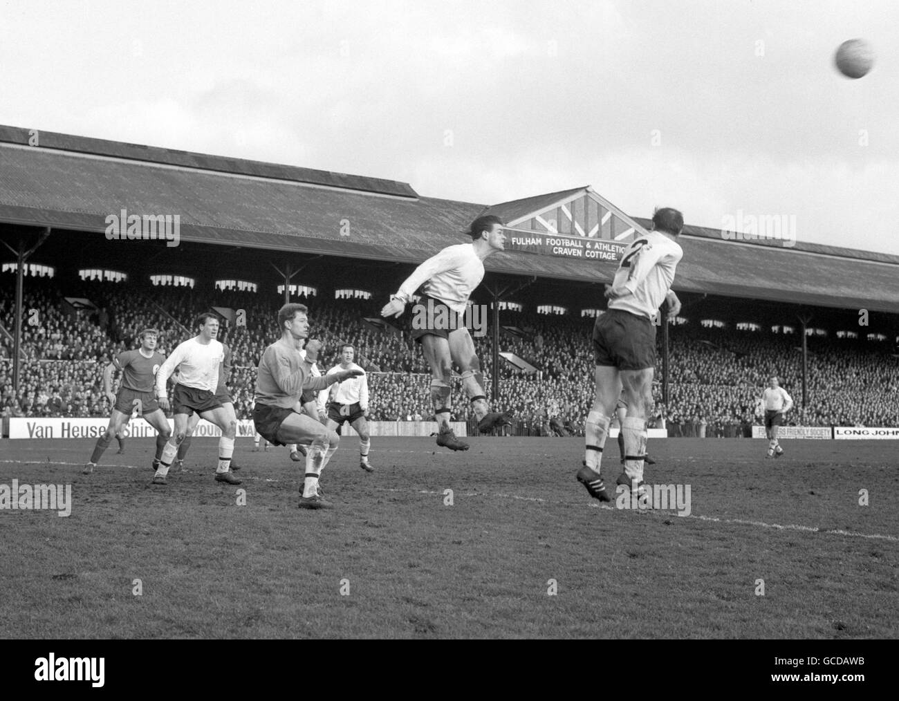 Right left one half action football hi-res stock photography and images ...