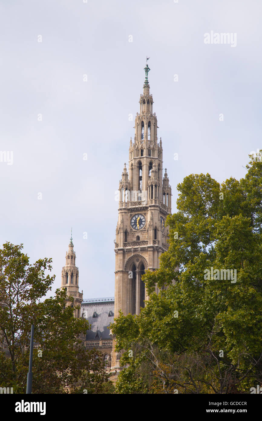 The Rathaus building in the city centre of Vienna, Austria Stock Photo ...