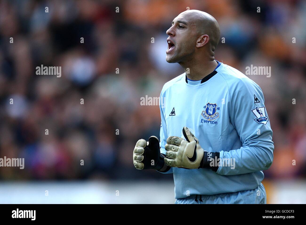 Tim howard everton hi-res stock photography and images - Alamy