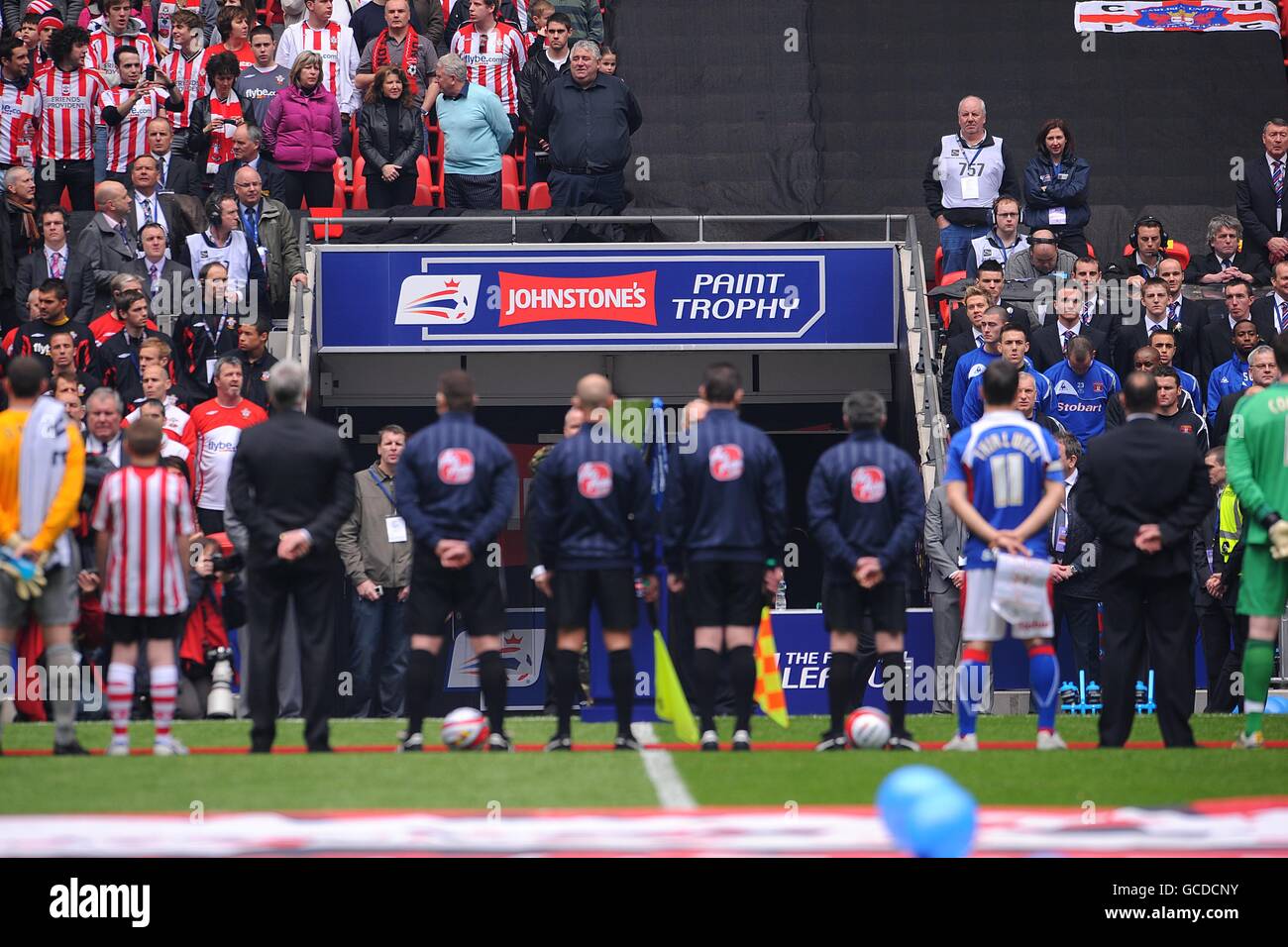 The officials players line up in front of the hi-res stock photography ...