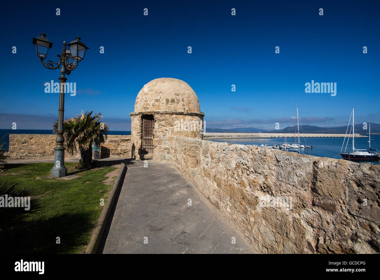 The old town of Alghero, Sardinia Stock Photo - Alamy
