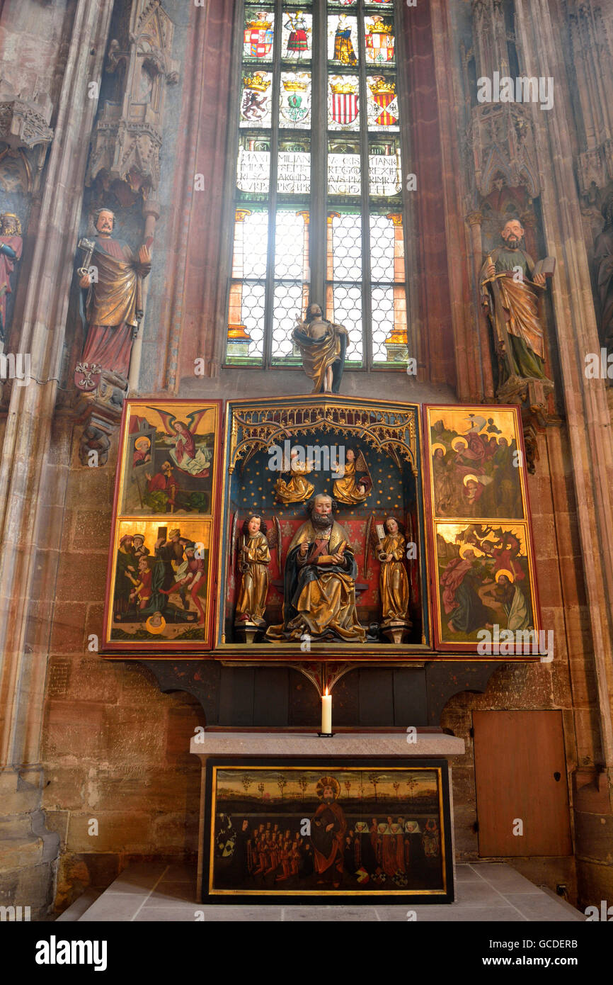 Side altar hi-res stock photography and images - Alamy