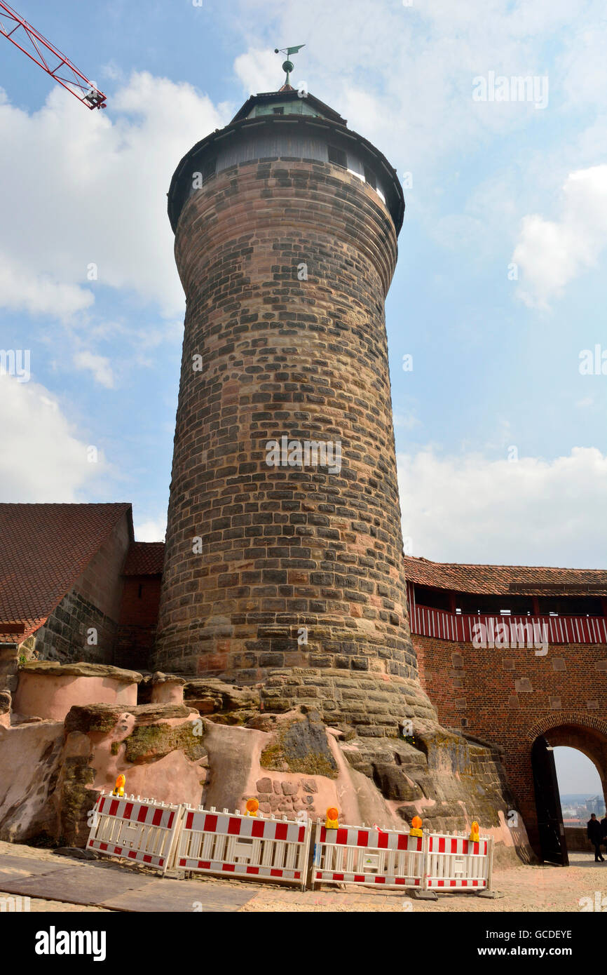 Sinwell Tower of the Kaiserburg castle in Nuremberg Stock Photo - Alamy