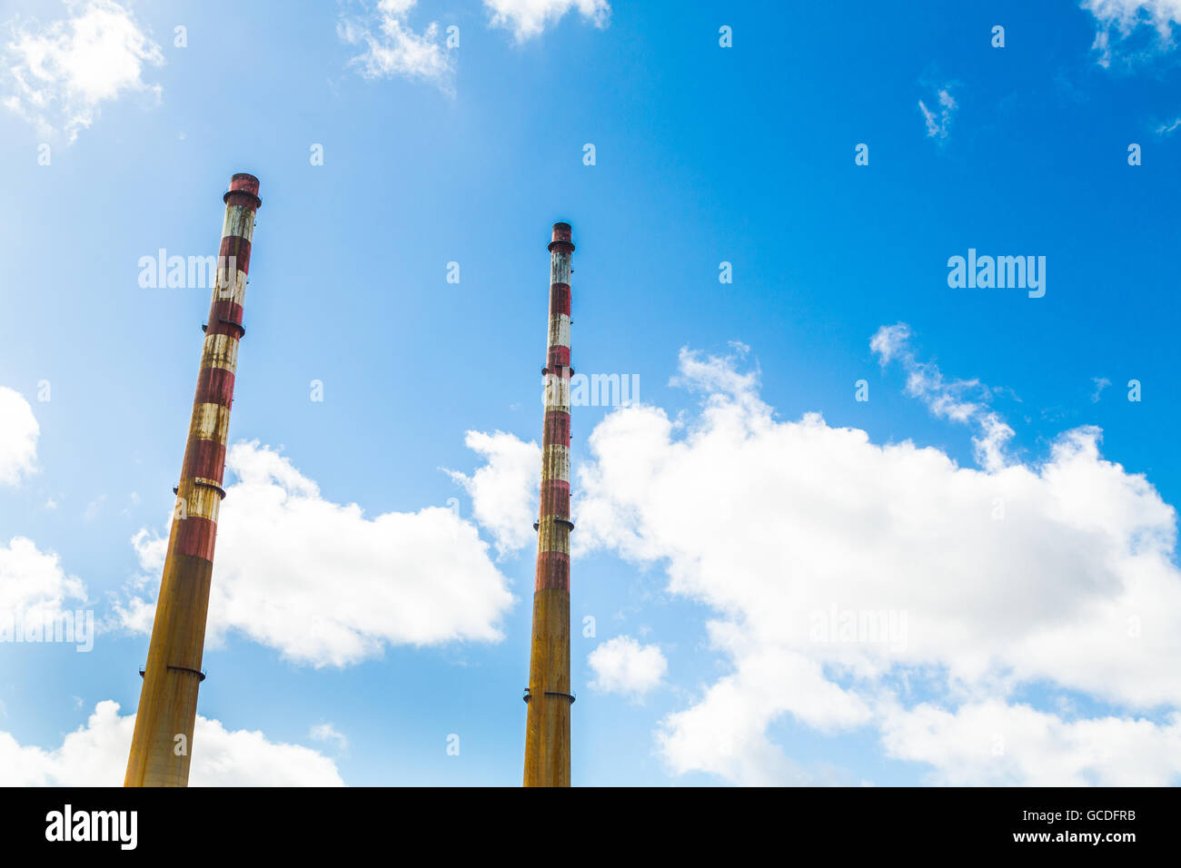 Poolbeg towers hi-res stock photography and images - Alamy