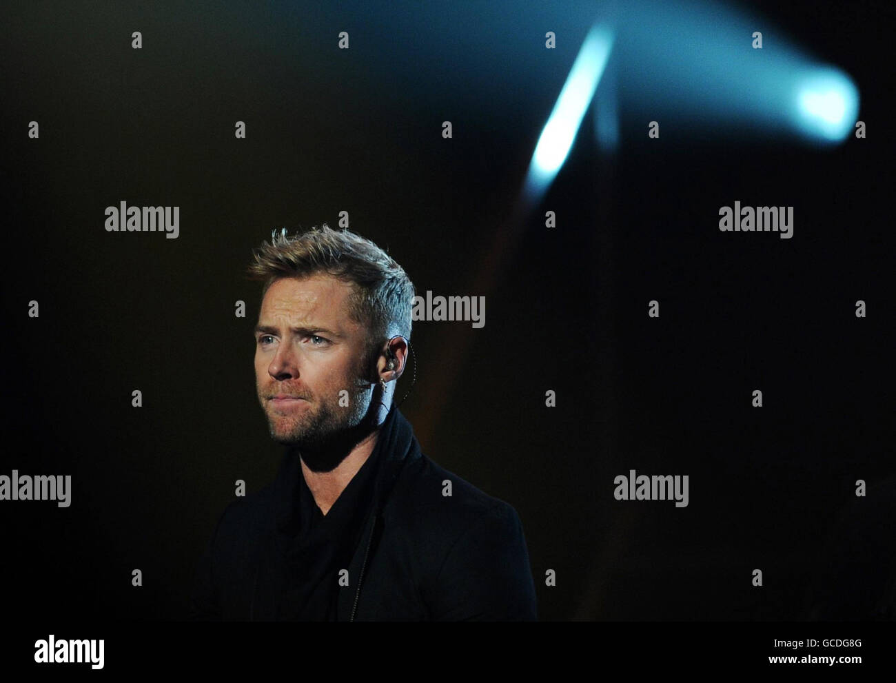 . Ronan Keating is joined on stage by the members of Boyzone (not ...