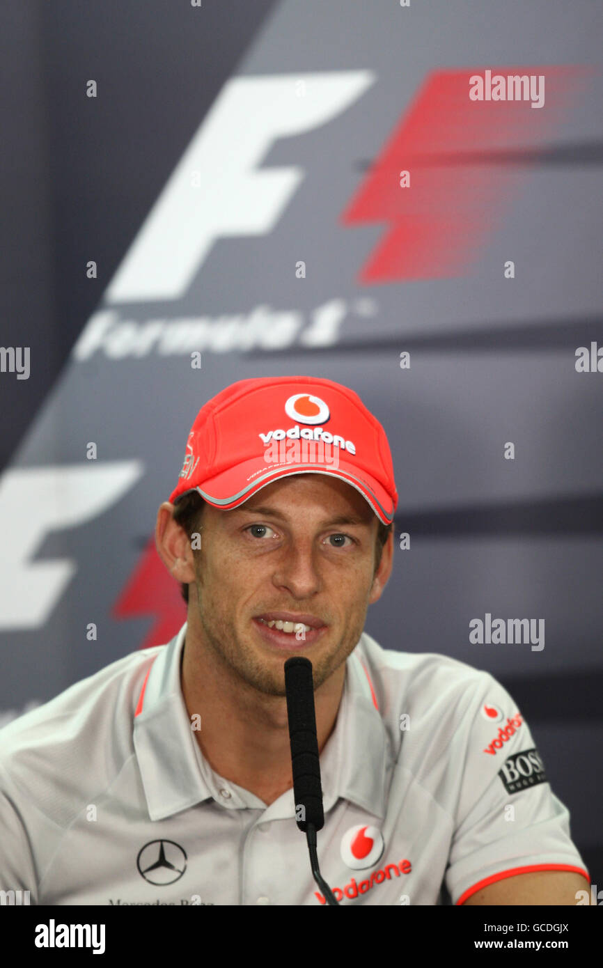 F1 headshot head shot portrait formula one signage logo hi-res stock ...