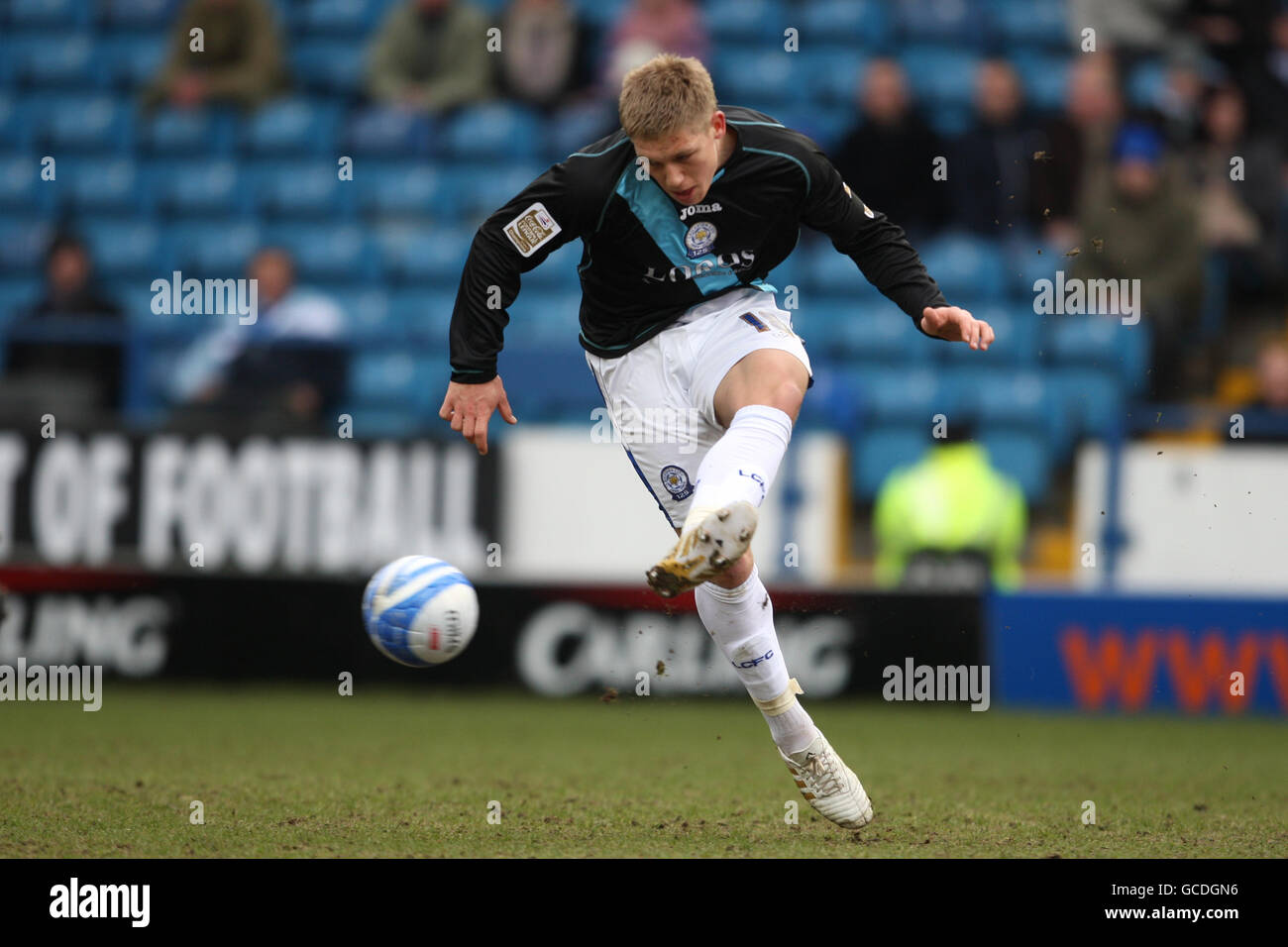 Football sheff weds wed full length ball kicking kicks datacoapplies hi ...