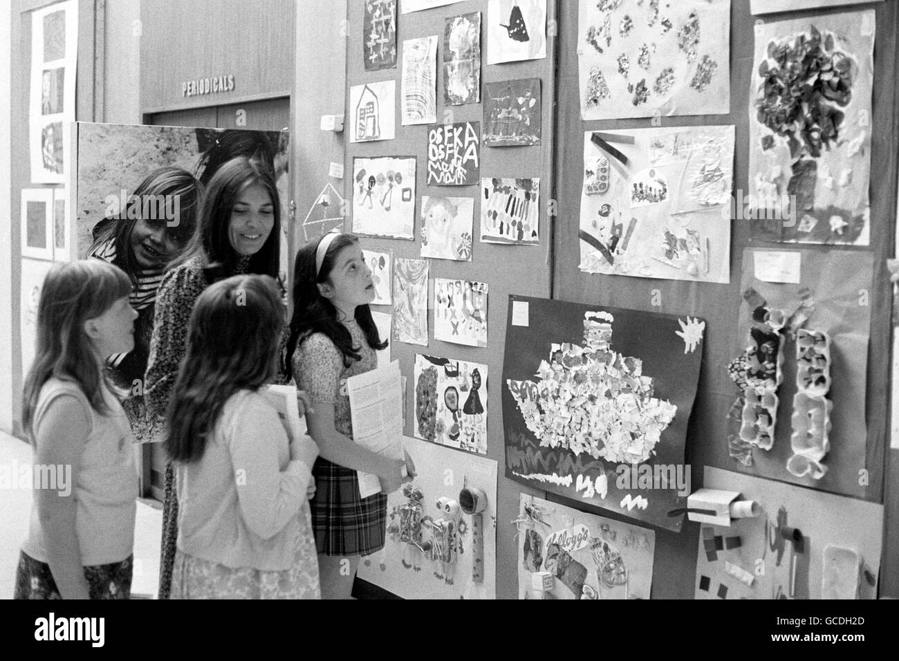 Art - Exhibition - Children's Art - London Stock Photo - Alamy
