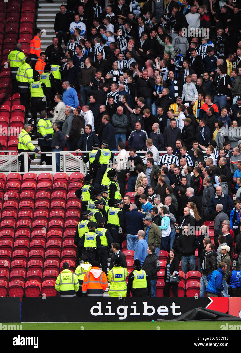 Football violence crowd trouble fighting datacoapplies hi-res stock ...