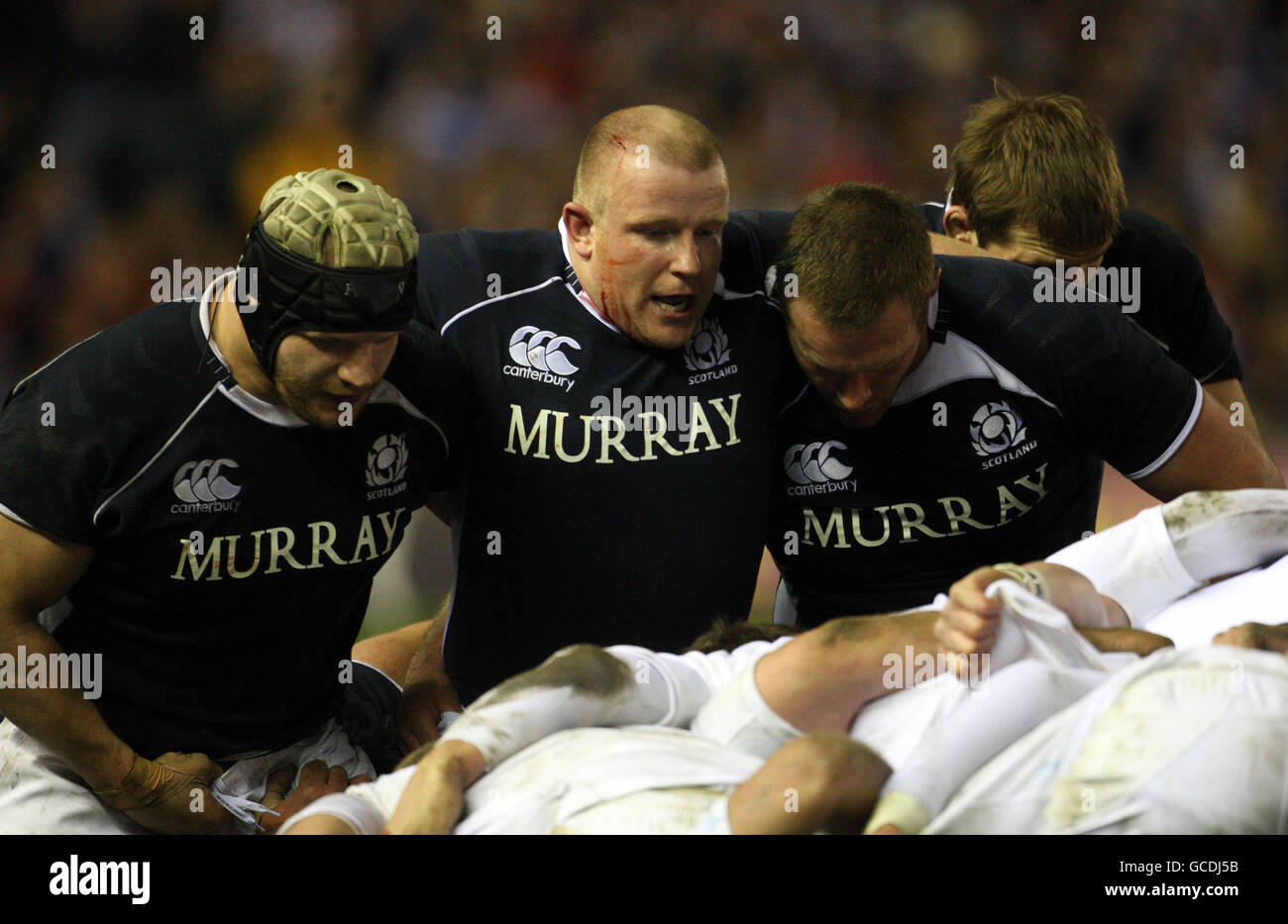 Rugby scrum front row hi-res stock photography and images - Alamy