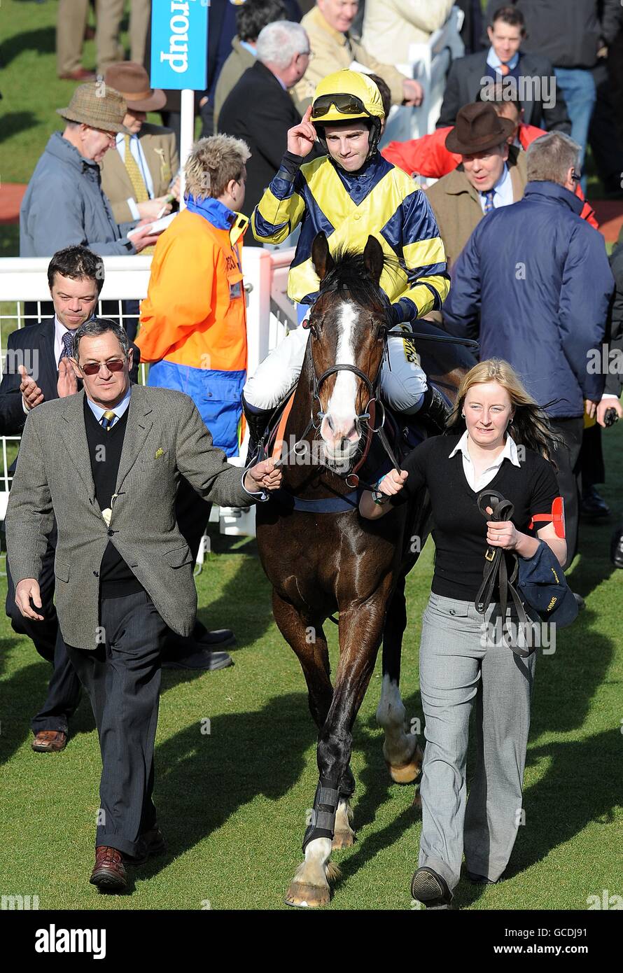 Jockey paddy aspell hi-res stock photography and images - Alamy