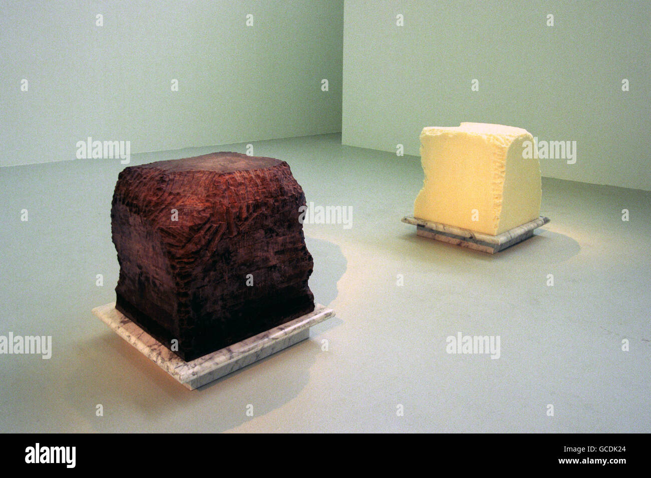 THE GIANT 600 LB CUBE OF LARD Stock Photo - Alamy