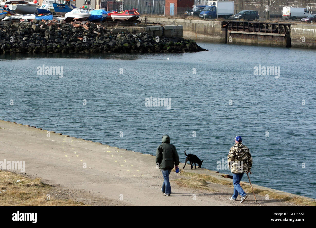 Dockside marking hi-res stock photography and images - Alamy