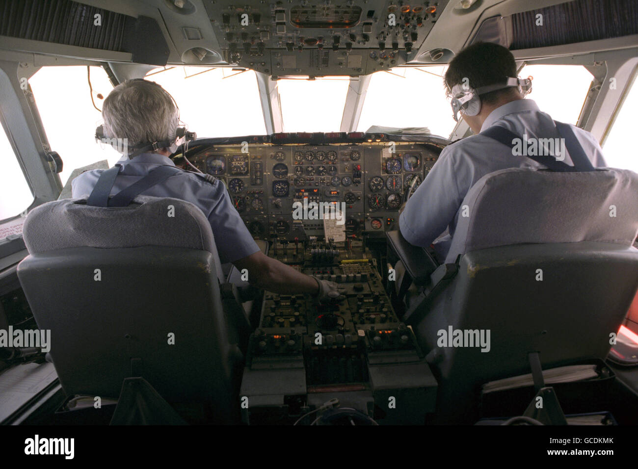Cockpit of vc10 aircraft hi-res stock photography and images - Alamy