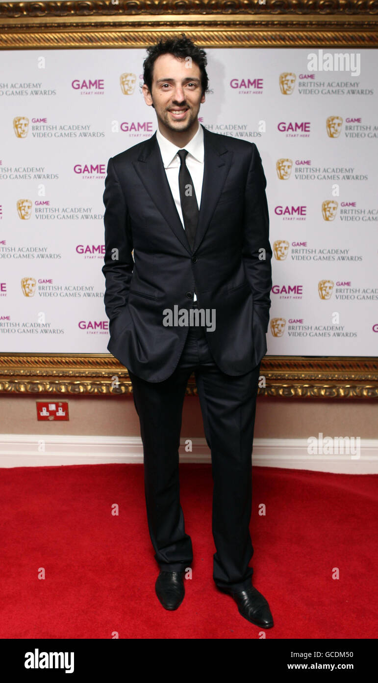 Actor ralph little hi-res stock photography and images - Alamy