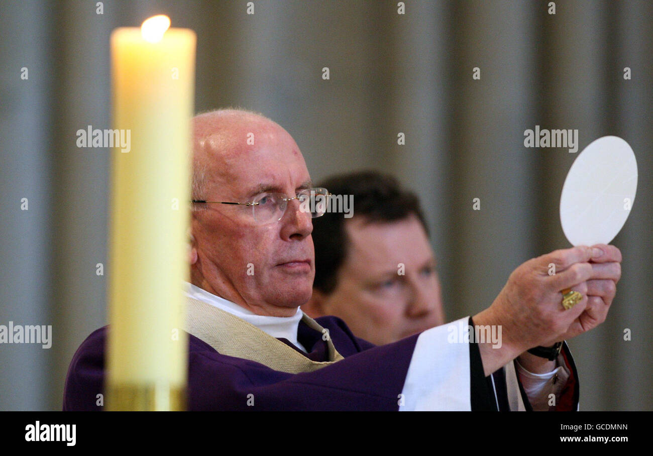 Cardinal Sean Brady, Primate of all Ireland, celebrates mass at St ...