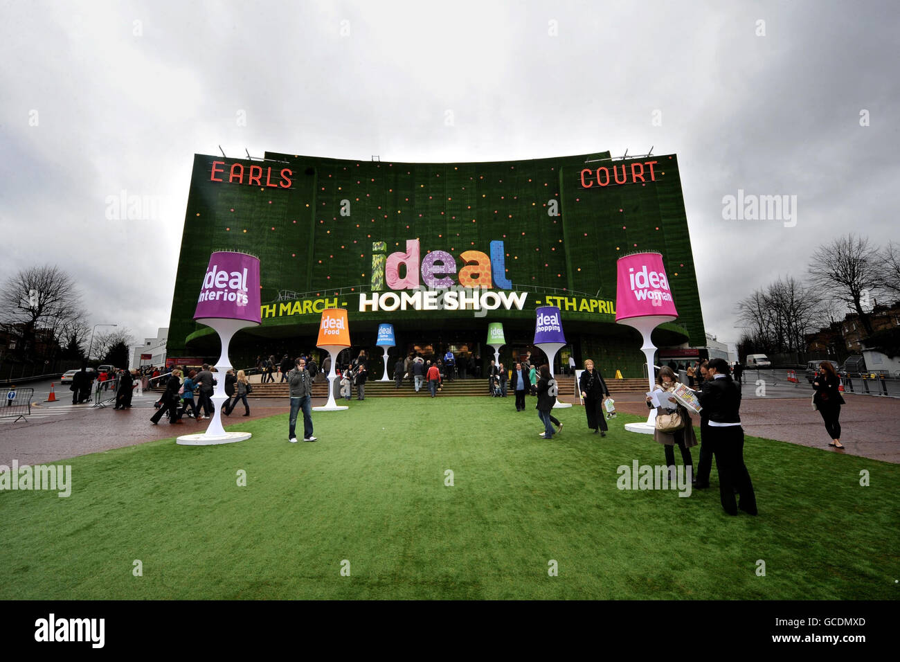 Ideal Home Show 2010 Stock Photo - Alamy