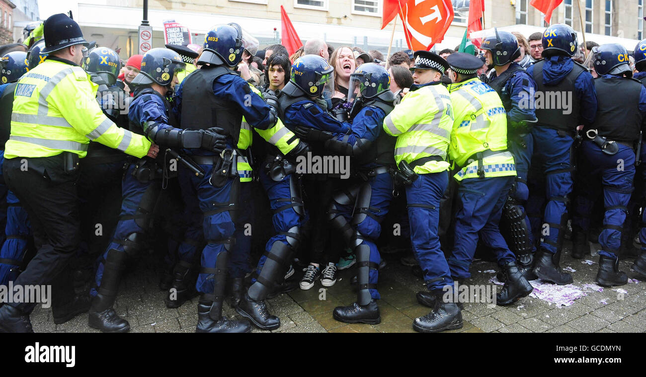 Rival protest groups clash Stock Photo - Alamy