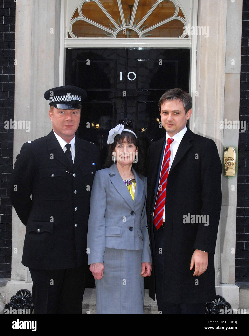 (left to right) PC John Irvine and Pat Spicer arrive at 10 Downing ...