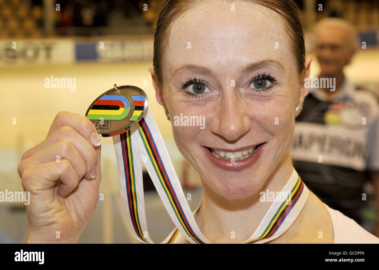 Great Britain's Wendy Houvenaghel holds her Silver medal in the ...
