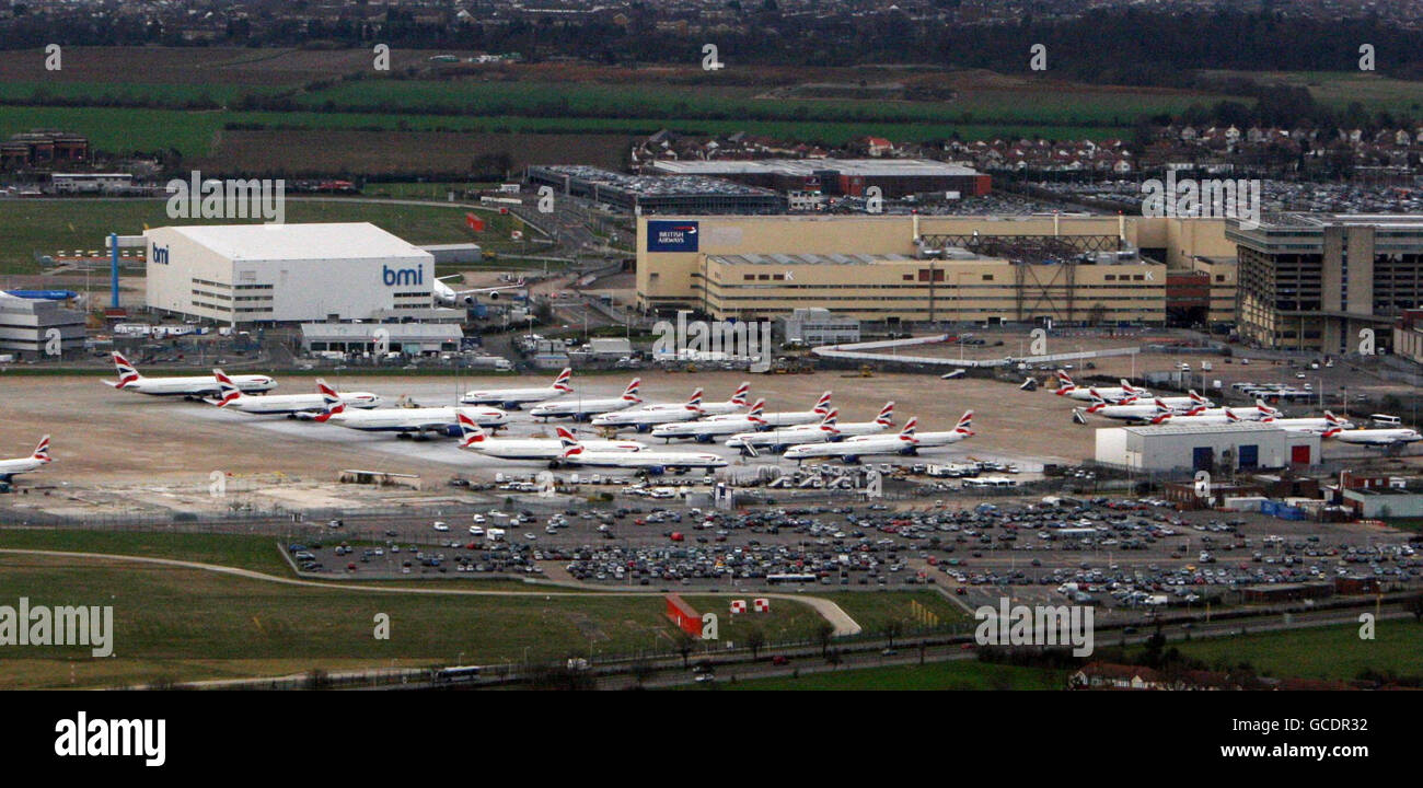 British Airways planes parked in engineering area near Hatton Cross ...