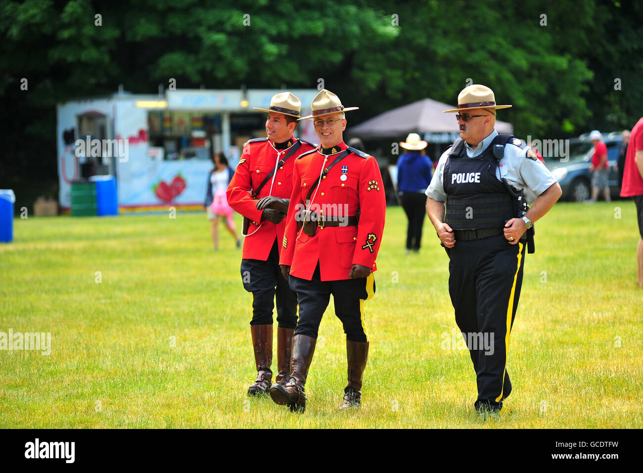 Ontario provincial police hi-res stock photography and images - Alamy
