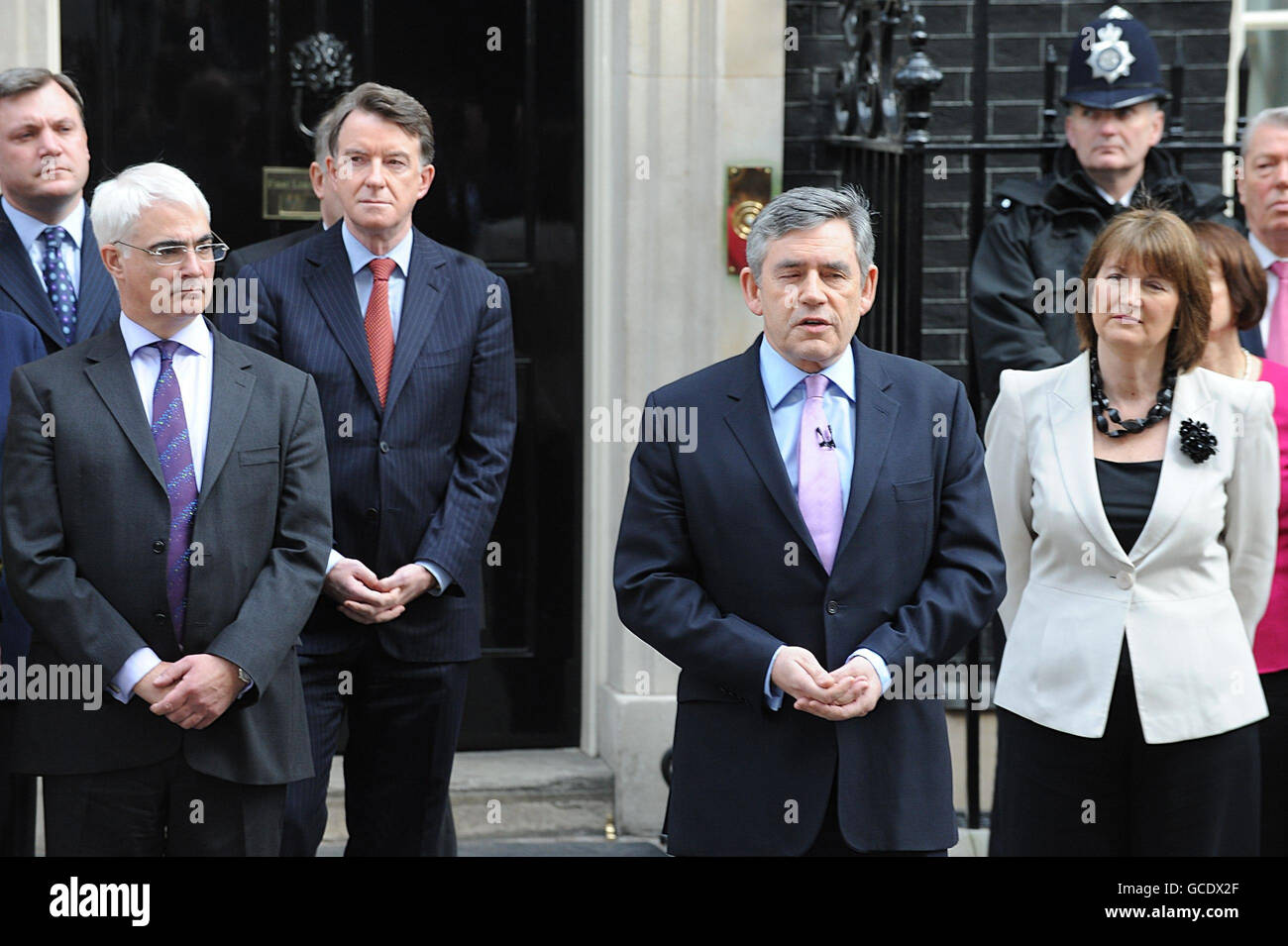 With the labour party front bench looking on hi-res stock photography ...