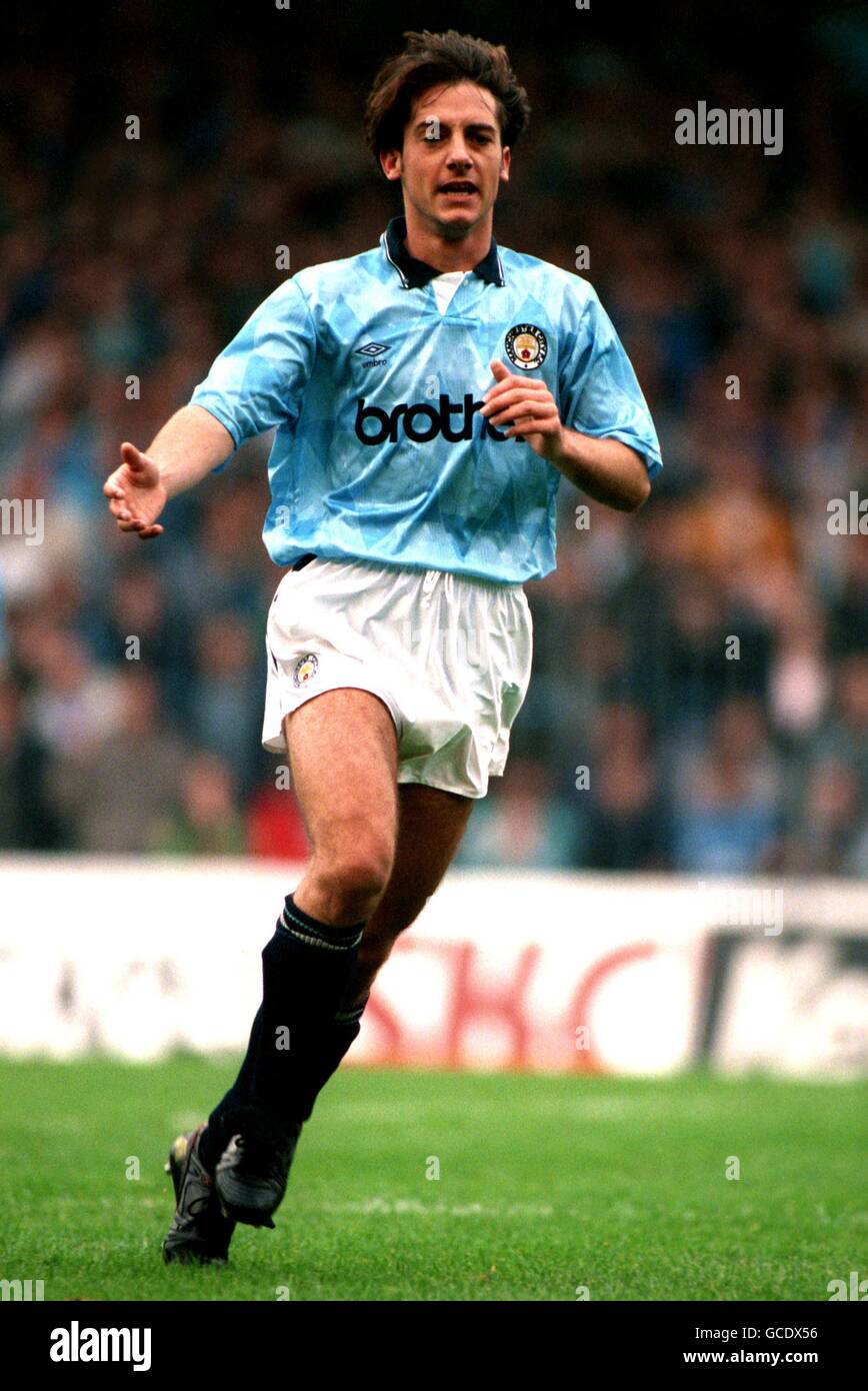 ENGLISH SOCCER. IAN BISHOP, MANCHESTER CITY Z4 Stock Photo - Alamy