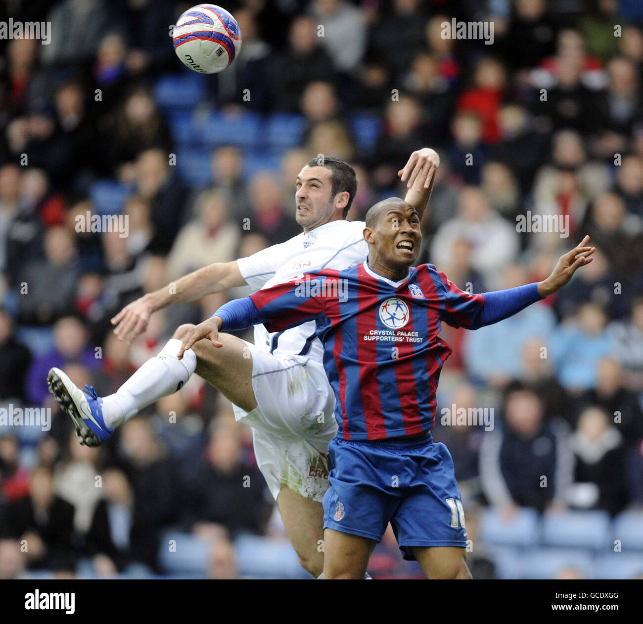 Preston's Tom Williams and Crystal Palace's Calvin Andrew (right ...